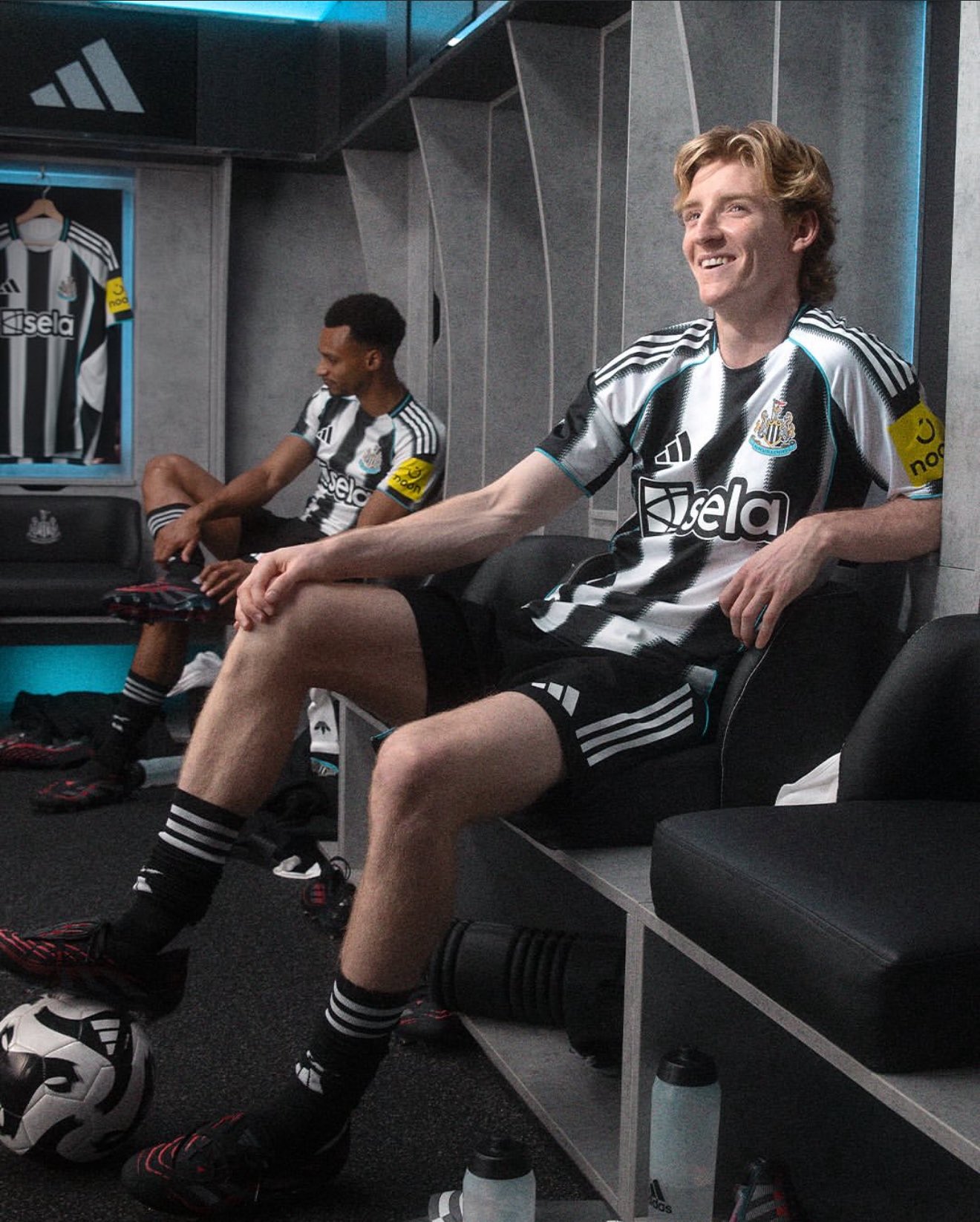 New 2025/26 Newcastle United Home Shirt unveiled – Photos | NUFC Now