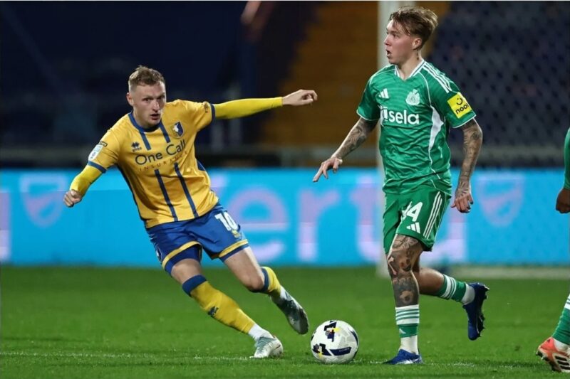 Newcastle United midfielder linked with shock transfer after Manchester ...